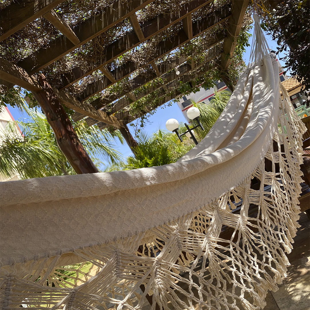 Rede de Descanso Modelo Luxuosa Amarelo Natural – Redes de Descanso