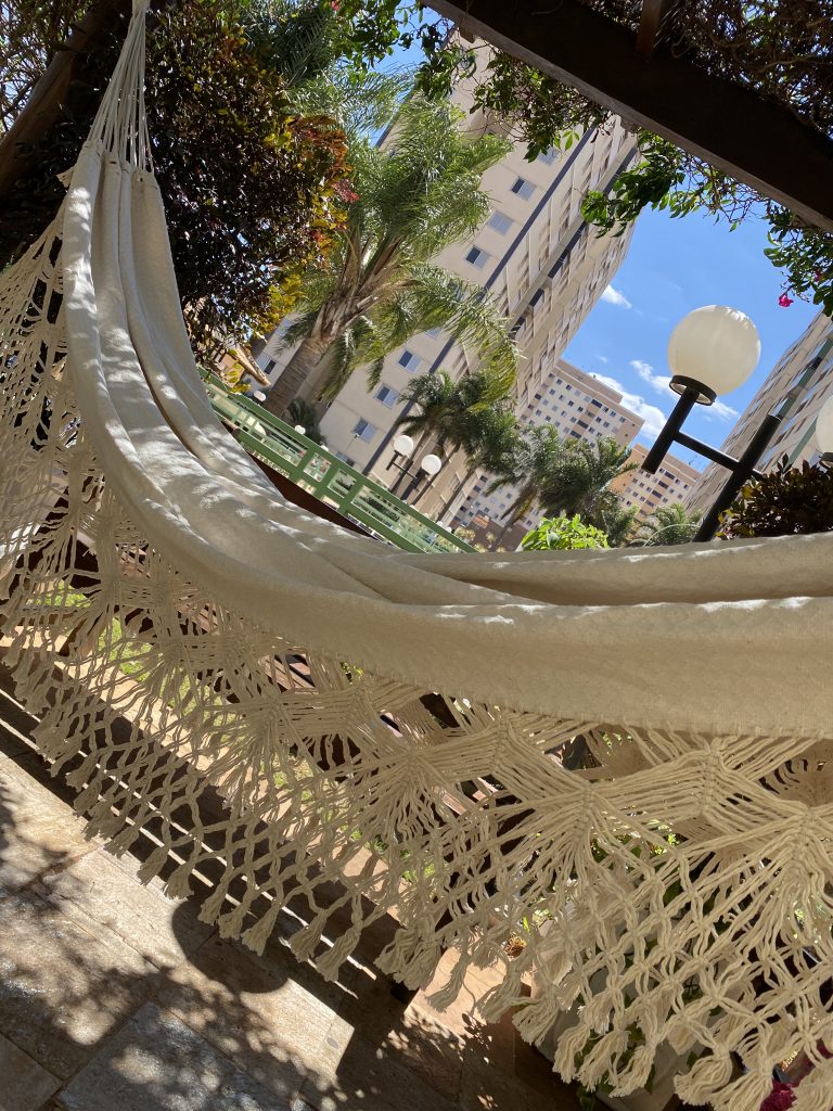 Rede de Descanso Modelo Luxuosa Cor Algodão Cru – Redes de Descanso